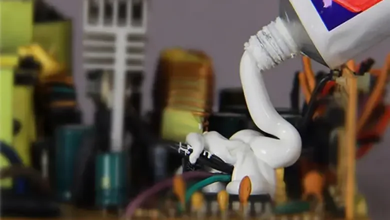 PCB Glue: Types, Applications, and Best Practices for Electronics