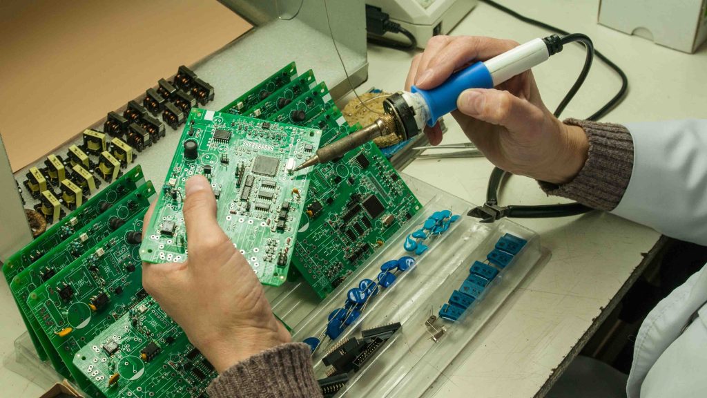 PCB Manual Soldering Guide: Electronics Techniques