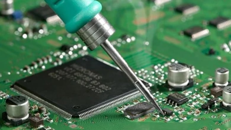 PCB Manual Soldering Guide: Electronics Techniques